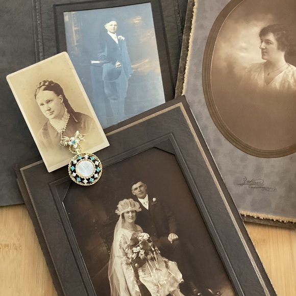 Jewelry | Vintage Ornate Clock Face Dangle Brooch | Poshmark